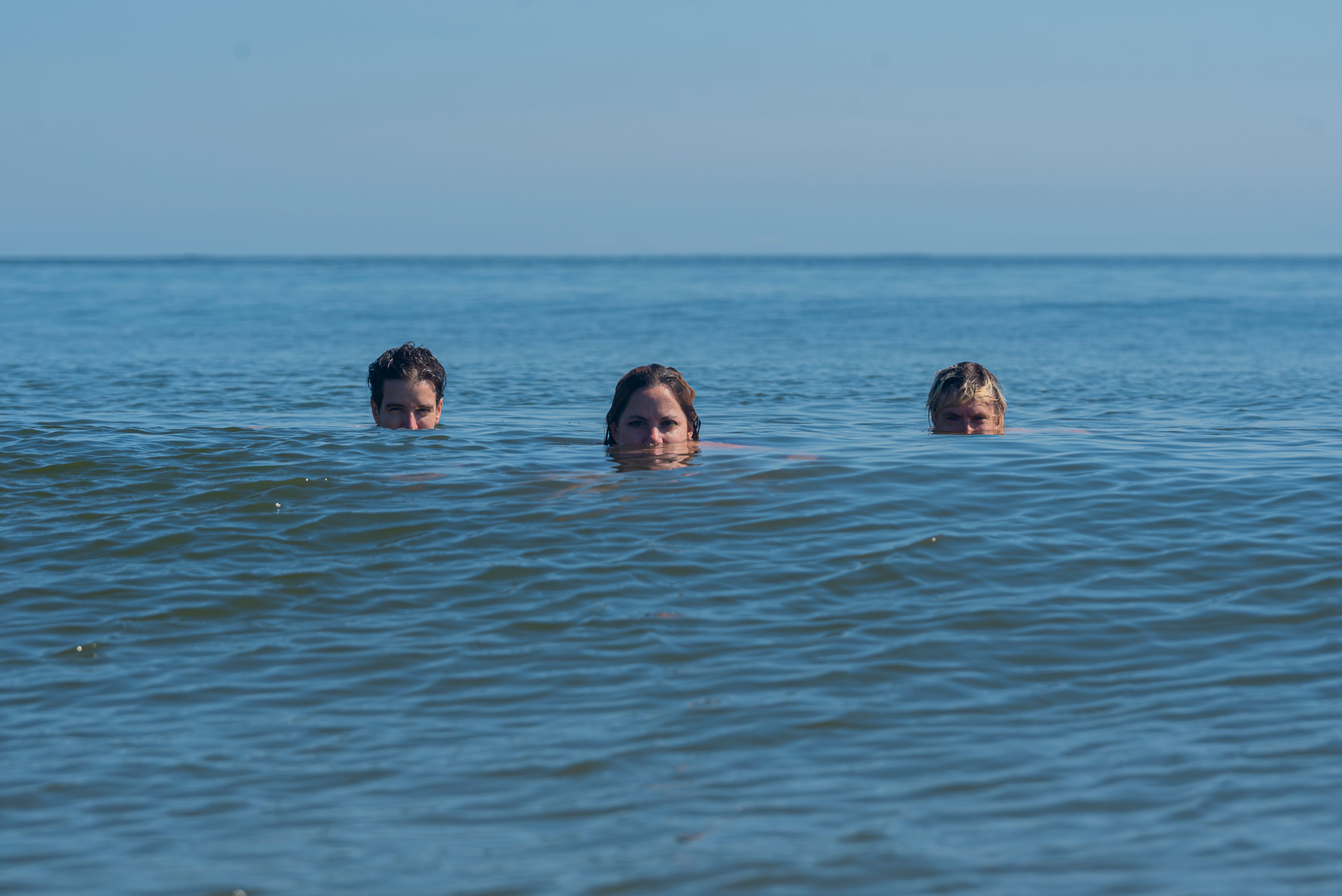 High-Octane Alt-Rock Trio Altered By Mom signs to Midnight – Midnight Agency