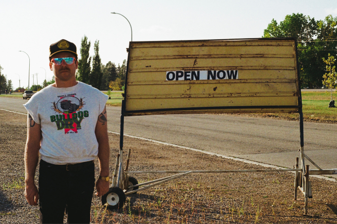 Alt-Country Singer-Songwriter Skinny Dyck Joins Midnight – Midnight Agency